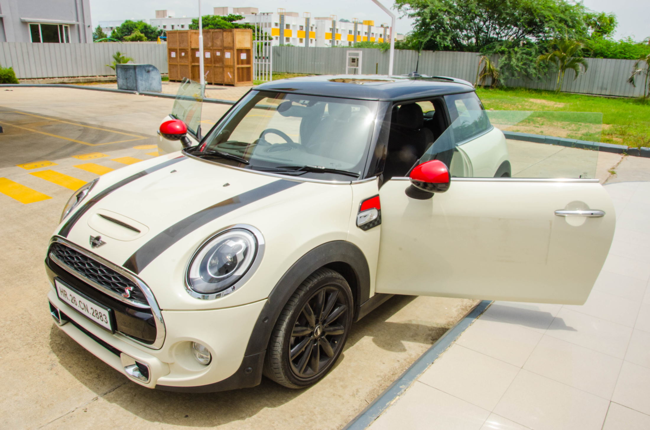 Driven: Mini Cooper S – The Best Driving Small Car in the World | Pitstop