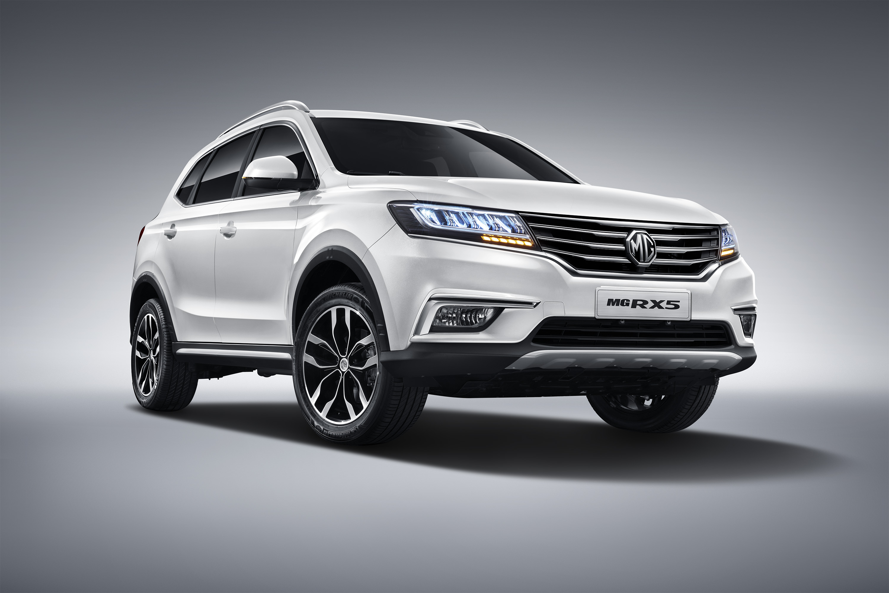 MG Motor launches the new MG RX5 compact SUV in the Middle East | Pitstop